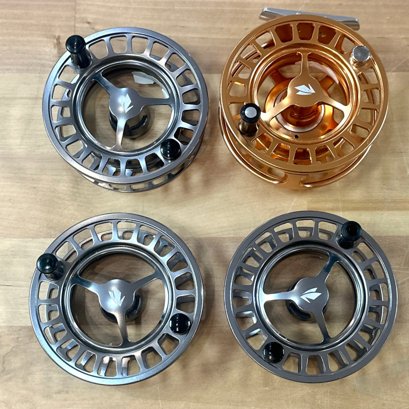 Sage Spectrum 7/8 Copper Fly Reel + 3 Platinum Spools - Consignment ...